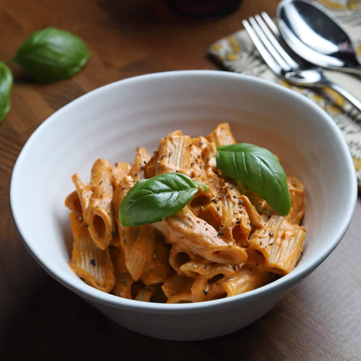 Vegan Creamy Sun-Dried Tomato Pasta (GF | VG) - Cooking With Camilla